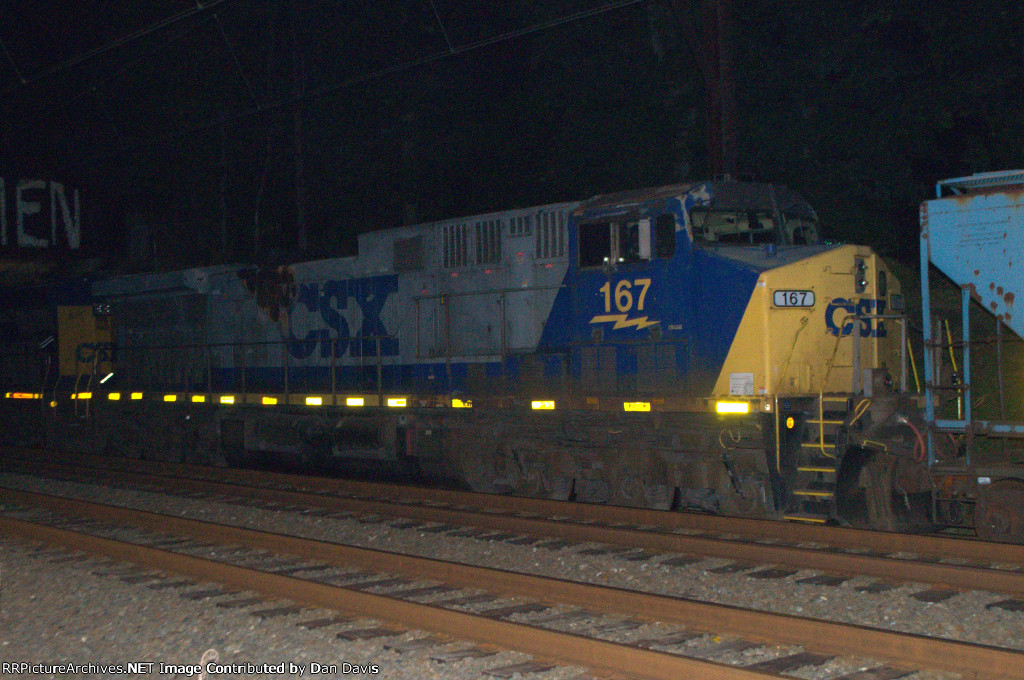 CSX AC44CW 167 trails on K533-05